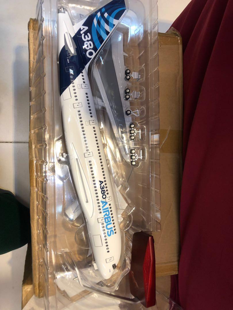 Aeroplane aircraft a380 model with light effect airbus, Hobbies & Toys ...