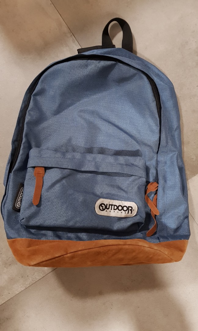 FREE backpack, Men's Fashion, Bags, Backpacks on Carousell