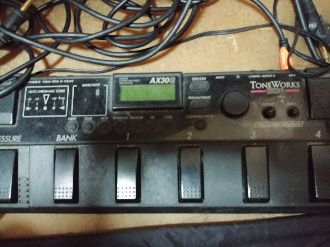 Korg Toneworks AX30G, Hobbies & Toys, Music & Media, Music Accessories ...