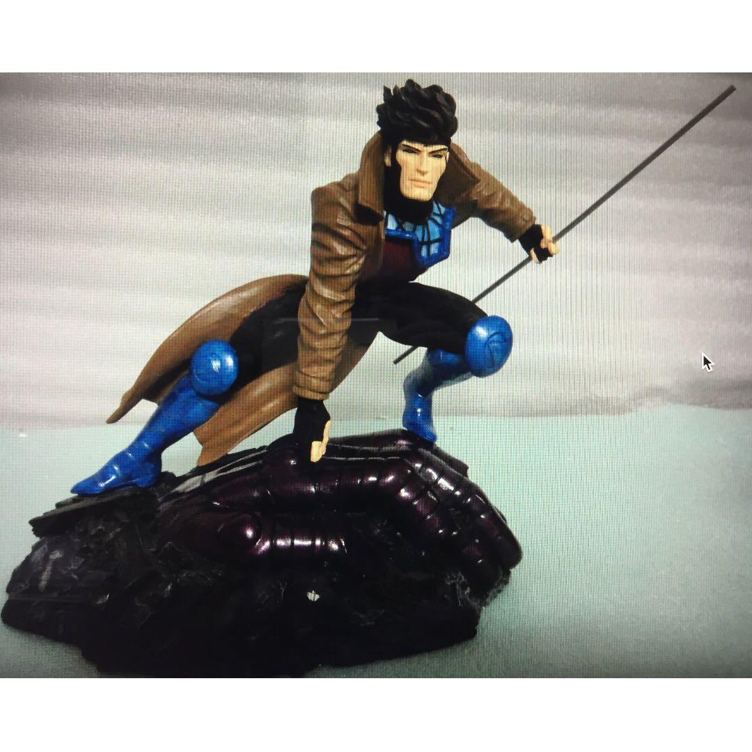 Marvel X-Men Sentinel Battle-Damaged Diorama by Creative Licence ...