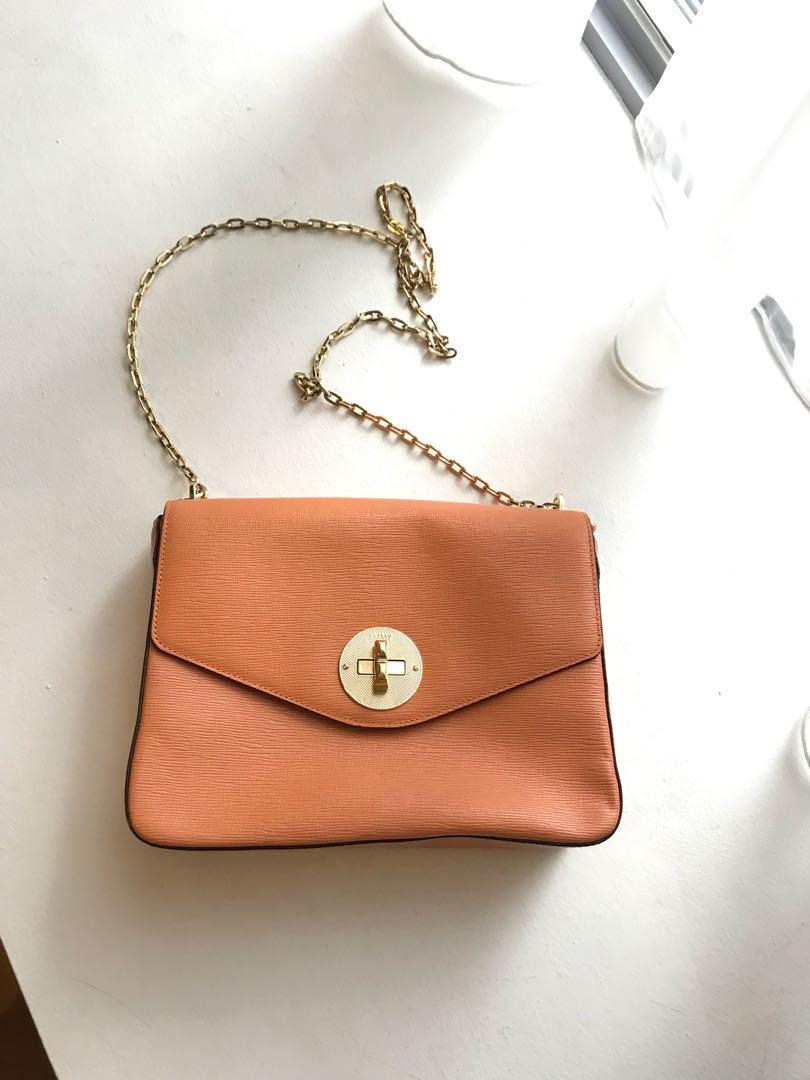 Bally B Turn Lock in Peach, Women's Fashion, Bags & Wallets, Cross-body Bags on Carousell