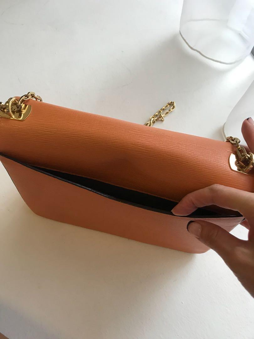 Bally B Turn Lock in Peach, Women's Fashion, Bags & Wallets, Cross-body Bags on Carousell