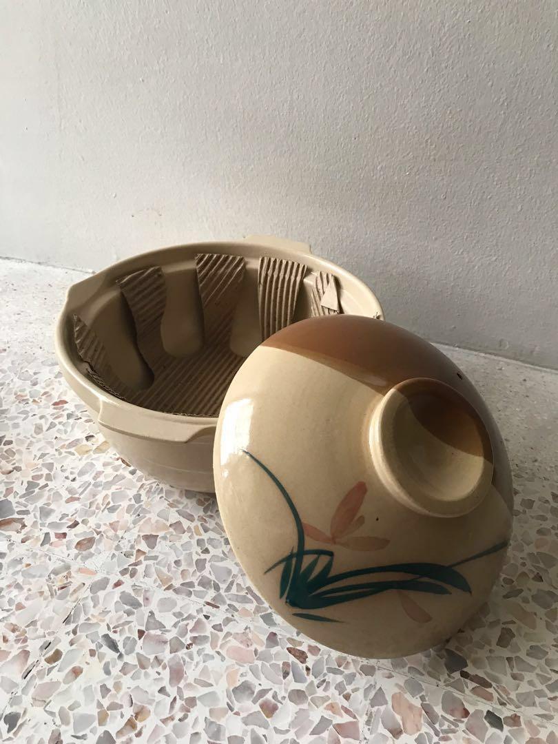 Dual brown clay pot with lid, Furniture & Home Living, Kitchenware ...