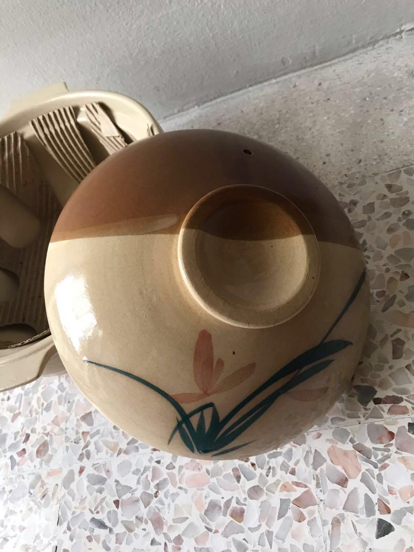 Dual brown clay pot with lid, Furniture & Home Living, Kitchenware ...