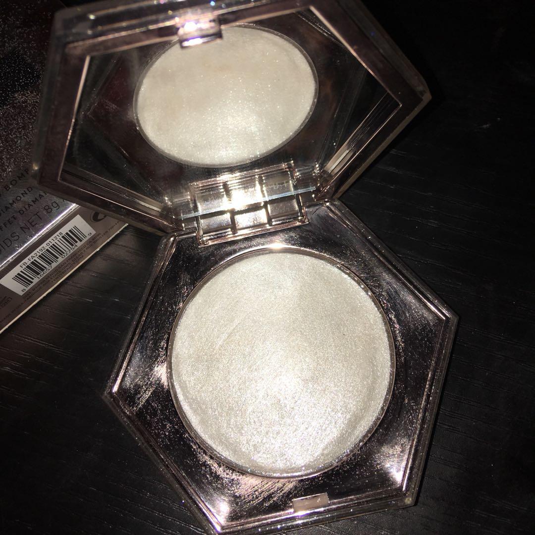Fenty beauty diamond bomb all over diamond veil, Beauty & Personal Care ...