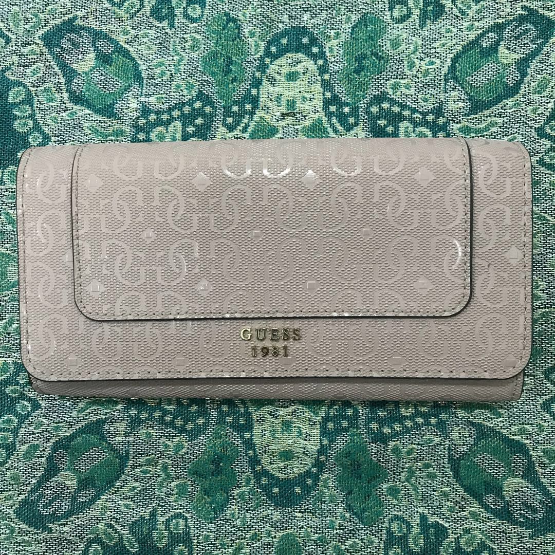 Guess purple nude wallet, Women's Fashion, Bags & Wallets, Wallets ...