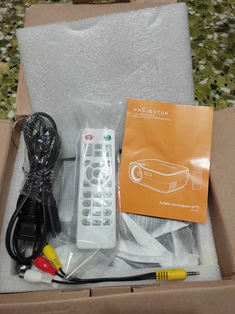 Simple beamer Projector GP70, TV & Home Appliances, TV & Entertainment ...