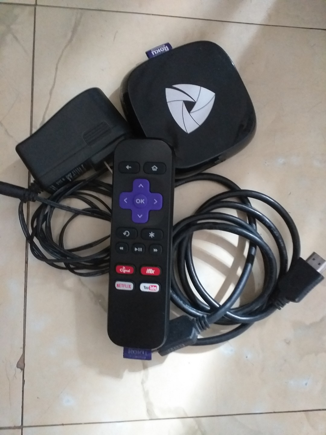 Roku pldt, TV & Home Appliances, TV & Entertainment, Blu-Ray & Media ...