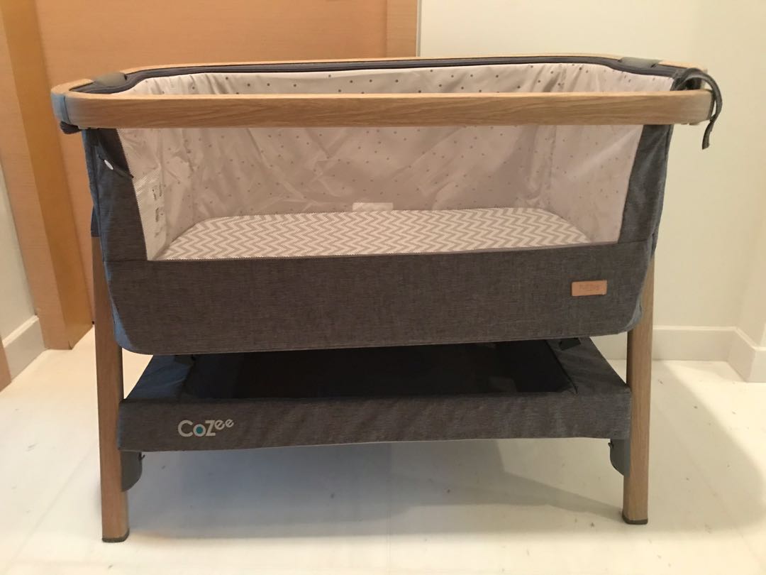 Co sleeping “Cozee” bedside crib, Babies & Kids, Baby Nursery & Kids ...
