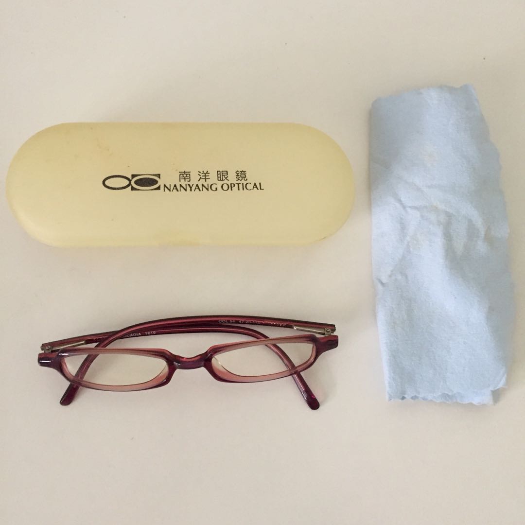 Nanyang Optical Maroon Red Spectacles, Women's Fashion, Watches ...