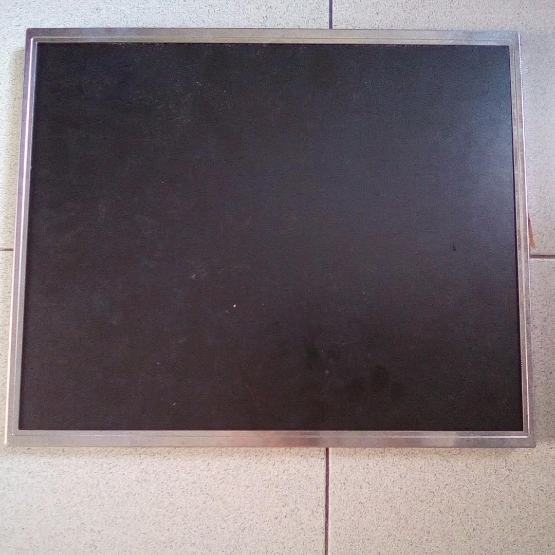 Plain LCD Screen (17'), Computers & Tech, Parts & Accessories, Monitor ...
