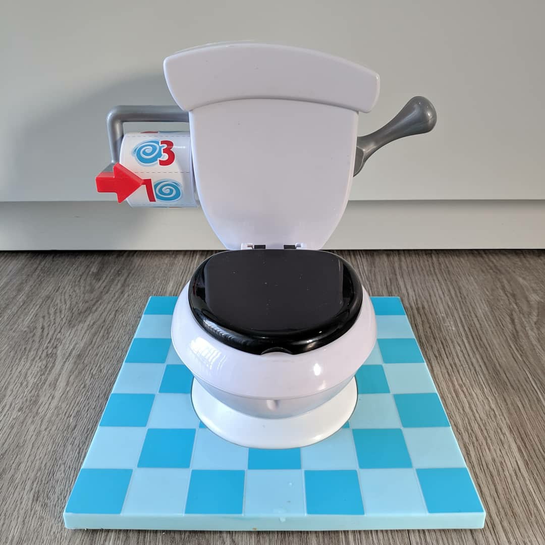 Toilet Trouble Water Splashing Toy Funny Game Toy for Family, Hobbies ...