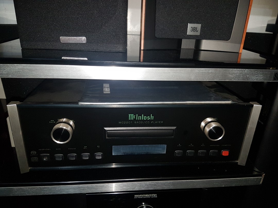 Mcintosh mcd201 cd player, Audio, Portable Music Players on Carousell