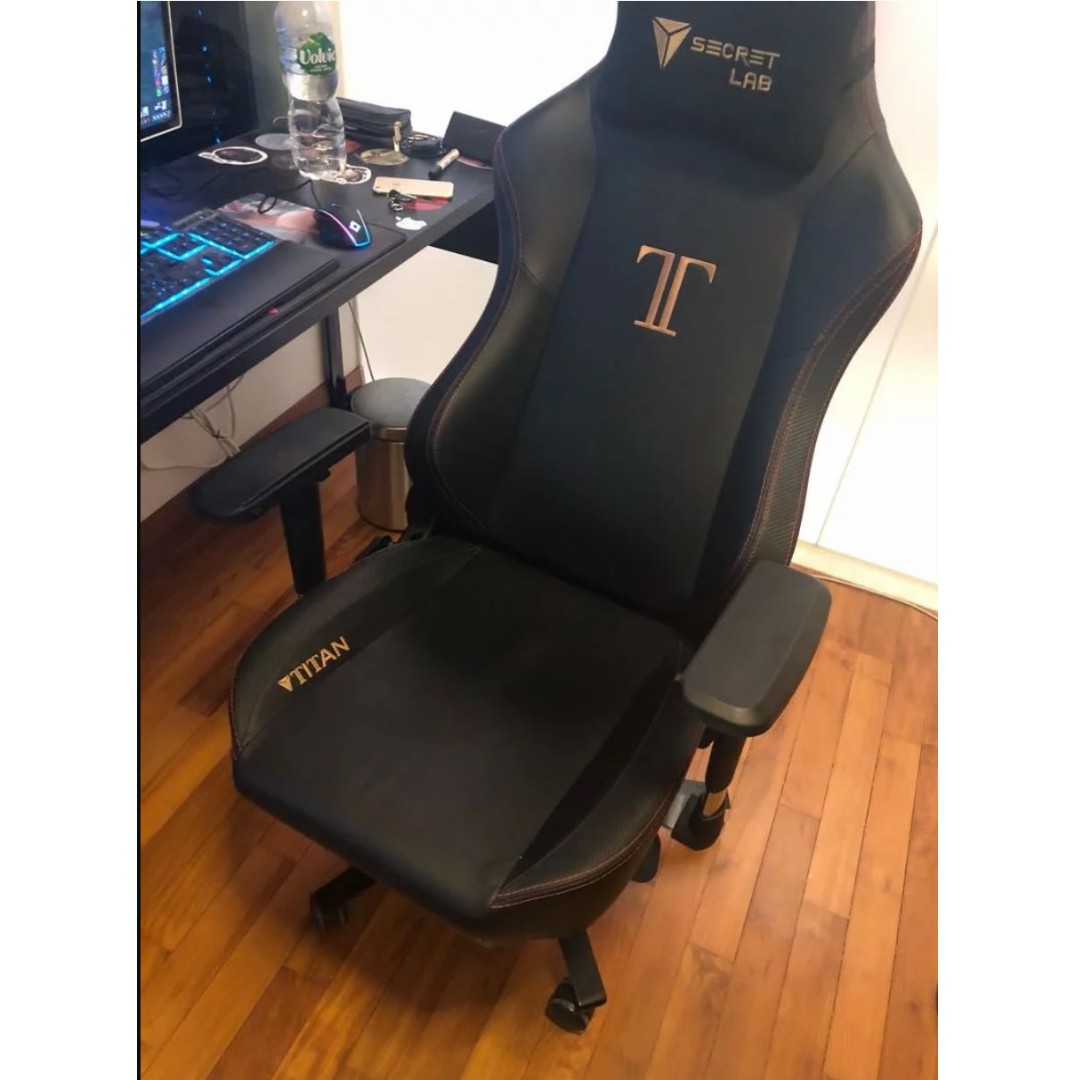 Secretlab Titan gaming chair trade for dxracer/akracing, Furniture ...