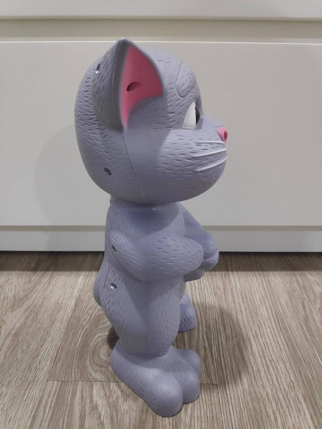 Talking Tom Battery Operated Toy (Batteries Included), Hobbies & Toys ...