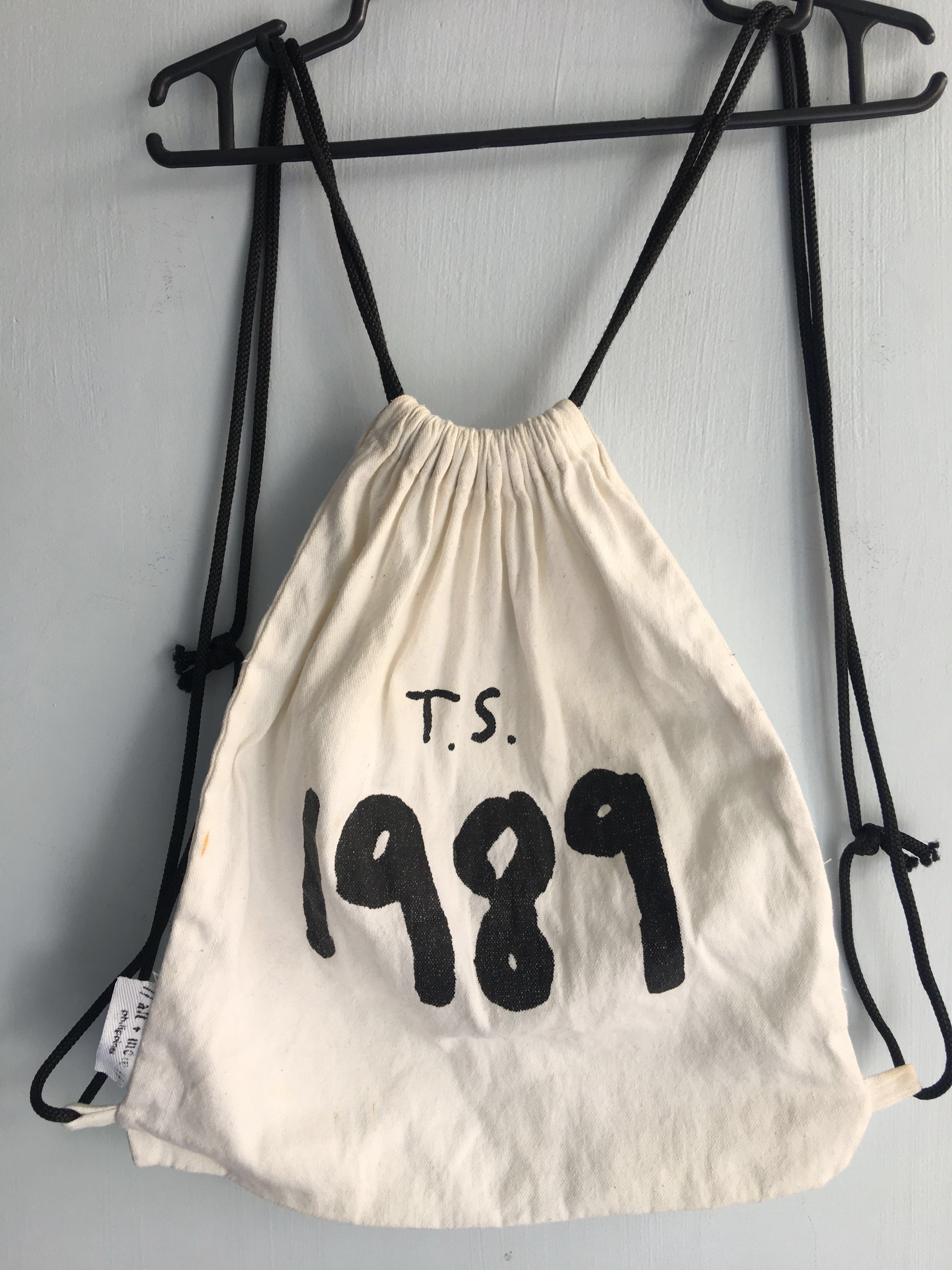 TAYLOR SWIFT 1989 RUCKSACK BAG, Women's Fashion, Bags & Wallets, Cross ...