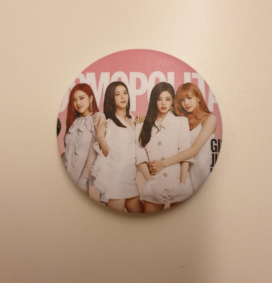 BLACKPINK KPOP GROUP BADGES, Entertainment, K-Wave on Carousell