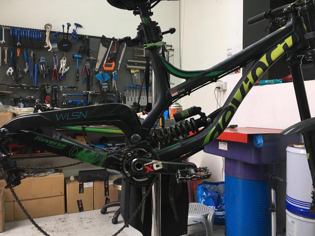 Devinci Wilson Frame, Sports Equipment, Bicycles & Parts, Bicycles on ...