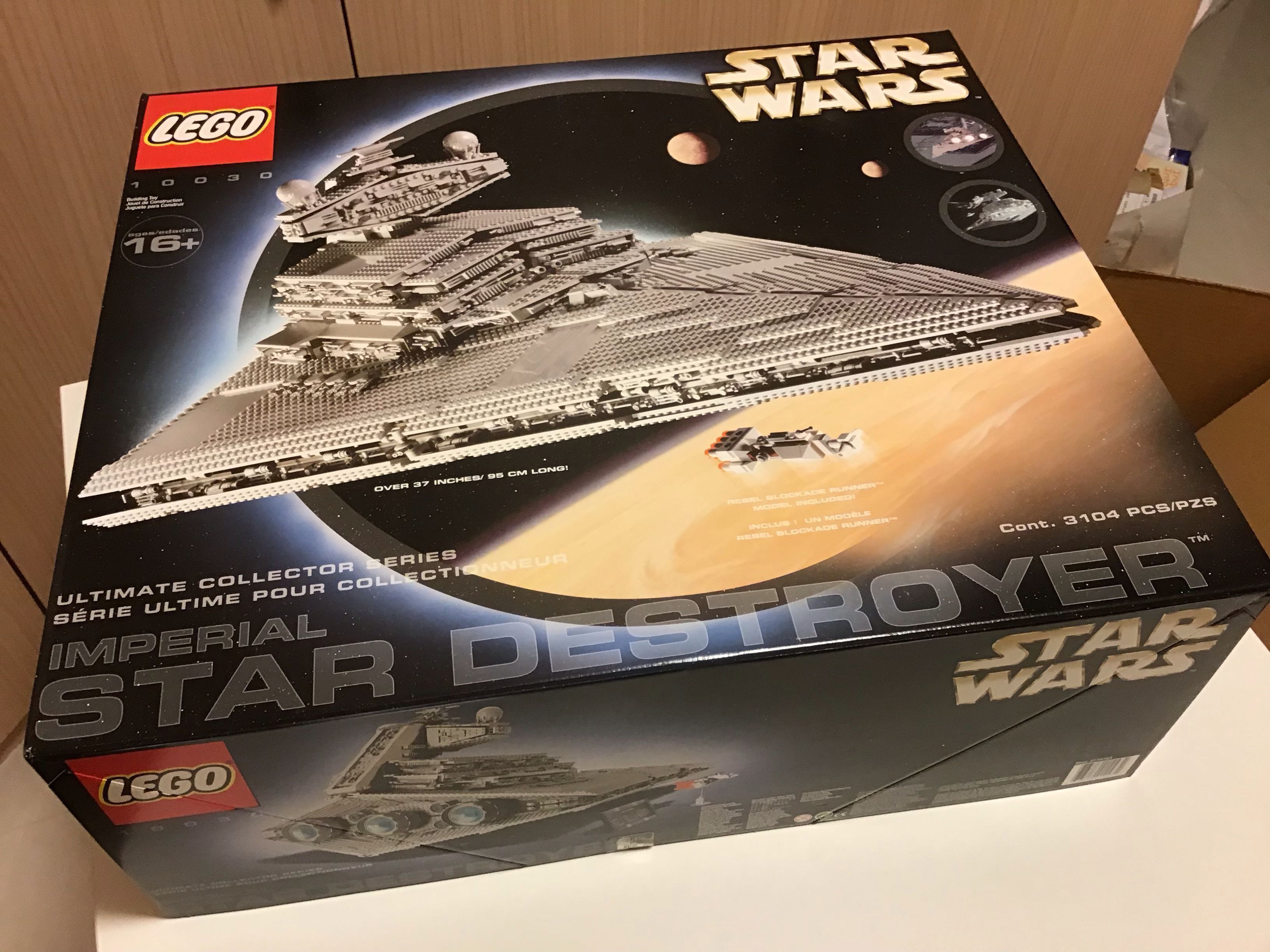 Lego 10030 Star Destroyer UCS Star Wars MISB, Hobbies & Toys, Toys ...