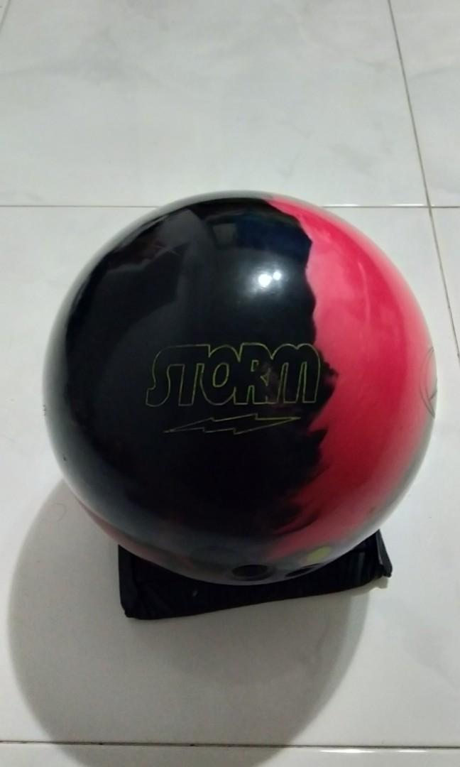 Storm Sword Prime Bowling Ball, Sports Equipment, Sports & Games ...