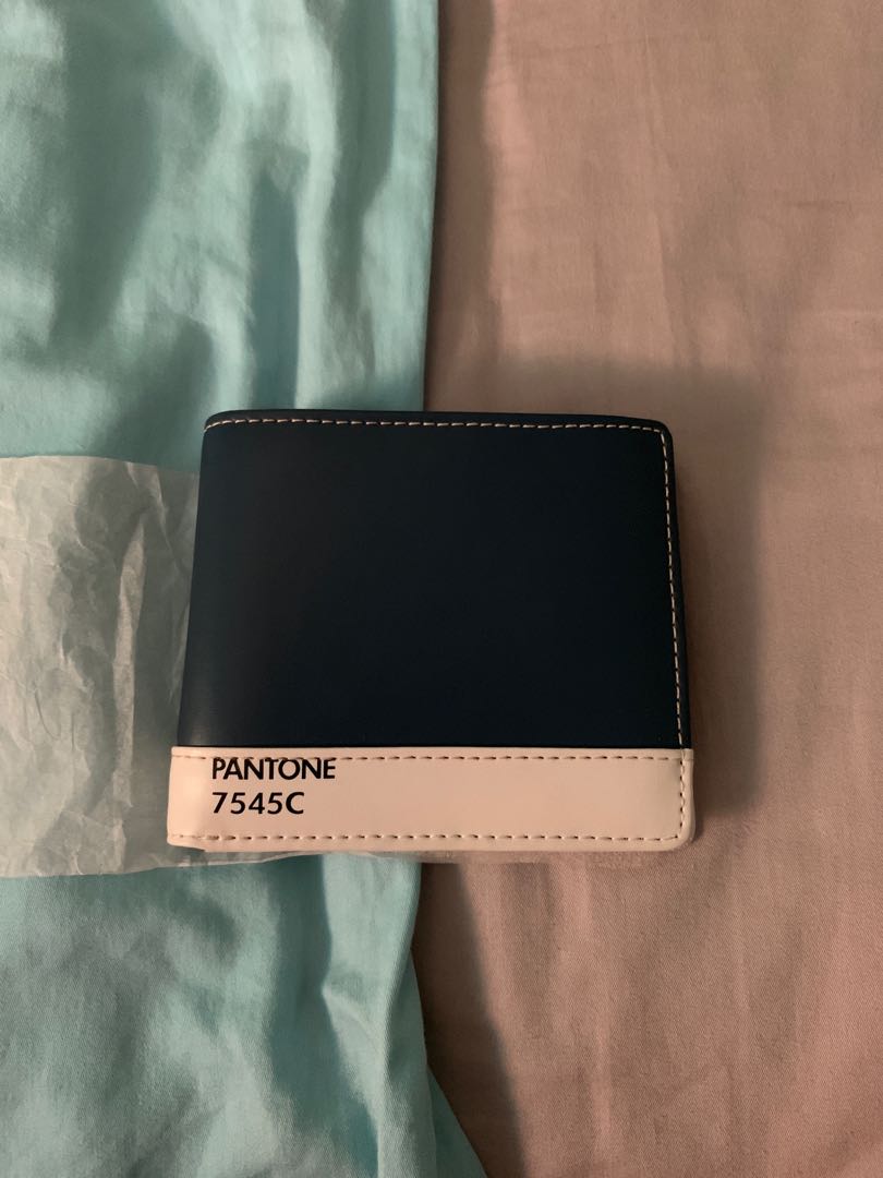 The Wallet Shop Pantone Wallet (MYUK), Men's Fashion, Watches ...