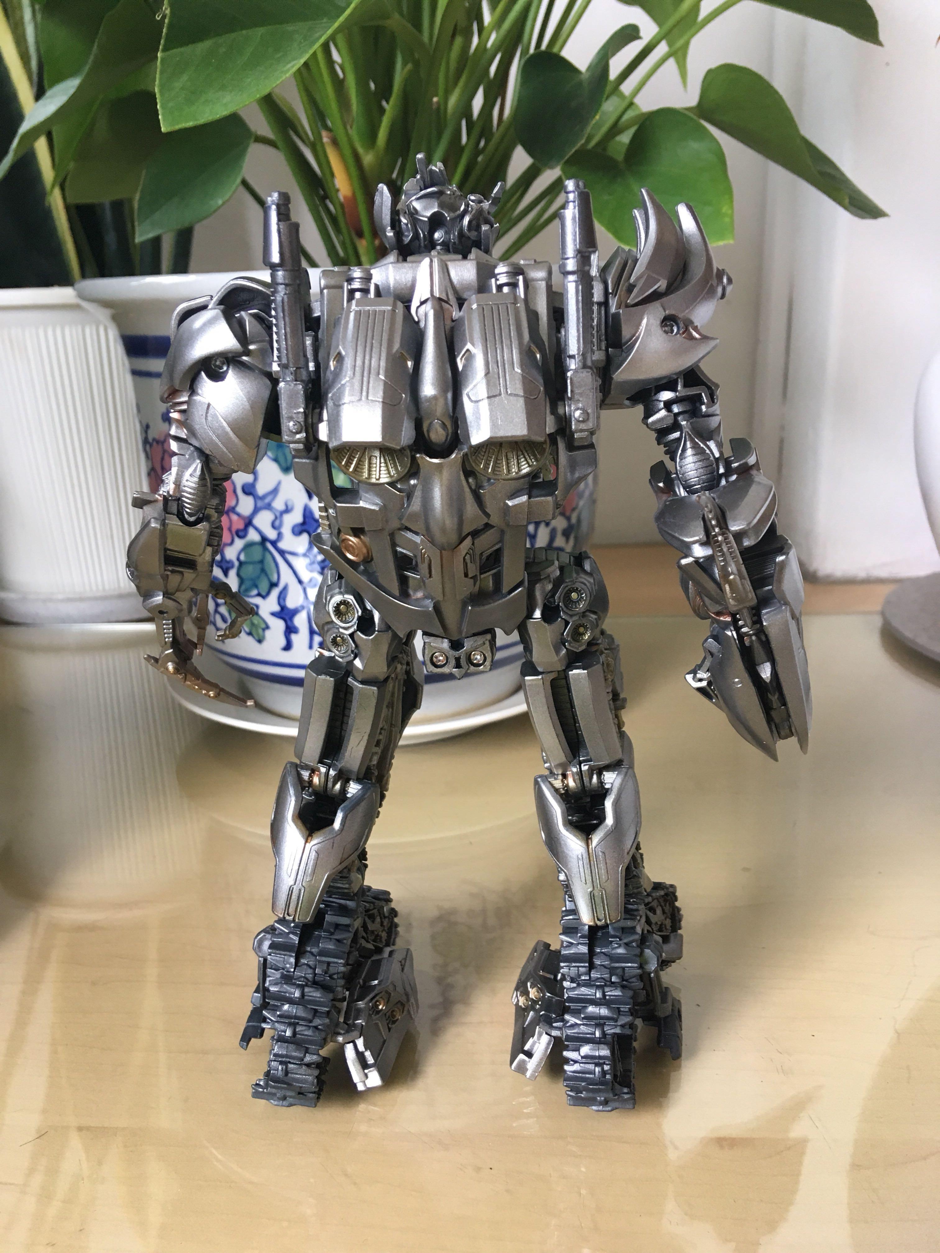 Transformers Studio Series Battle Damaged Megatron, Hobbies & Toys ...