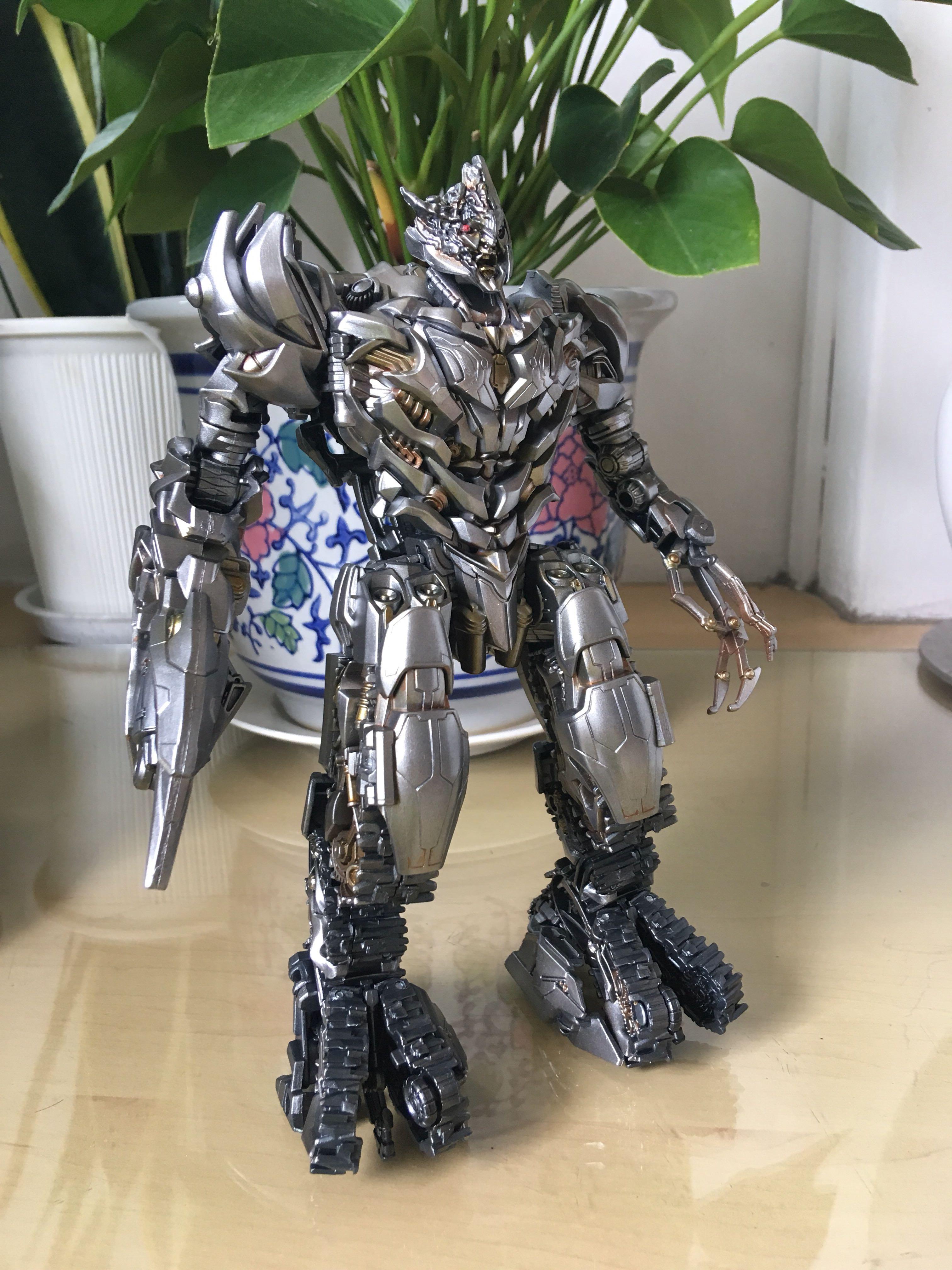 Transformers Studio Series Battle Damaged Megatron, Hobbies & Toys ...