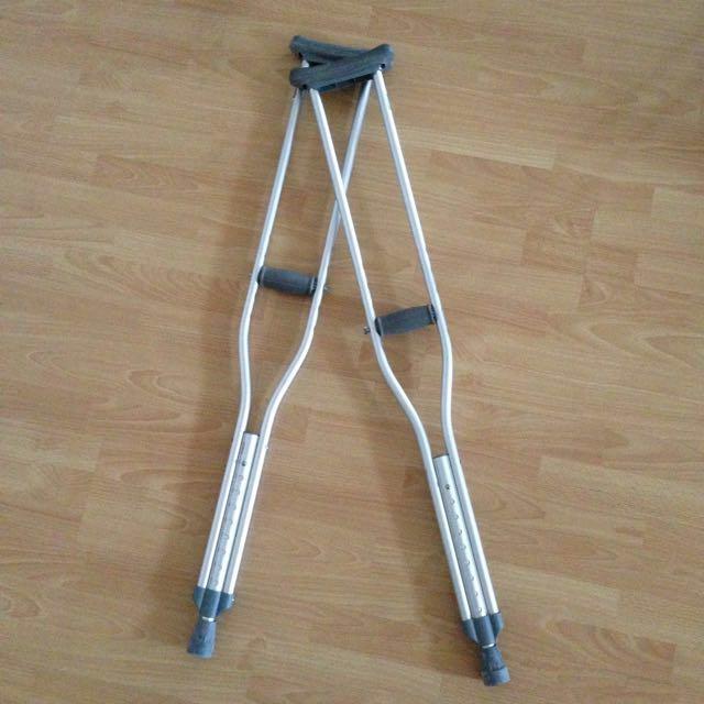 Walking Crutches , Everything Else on Carousell