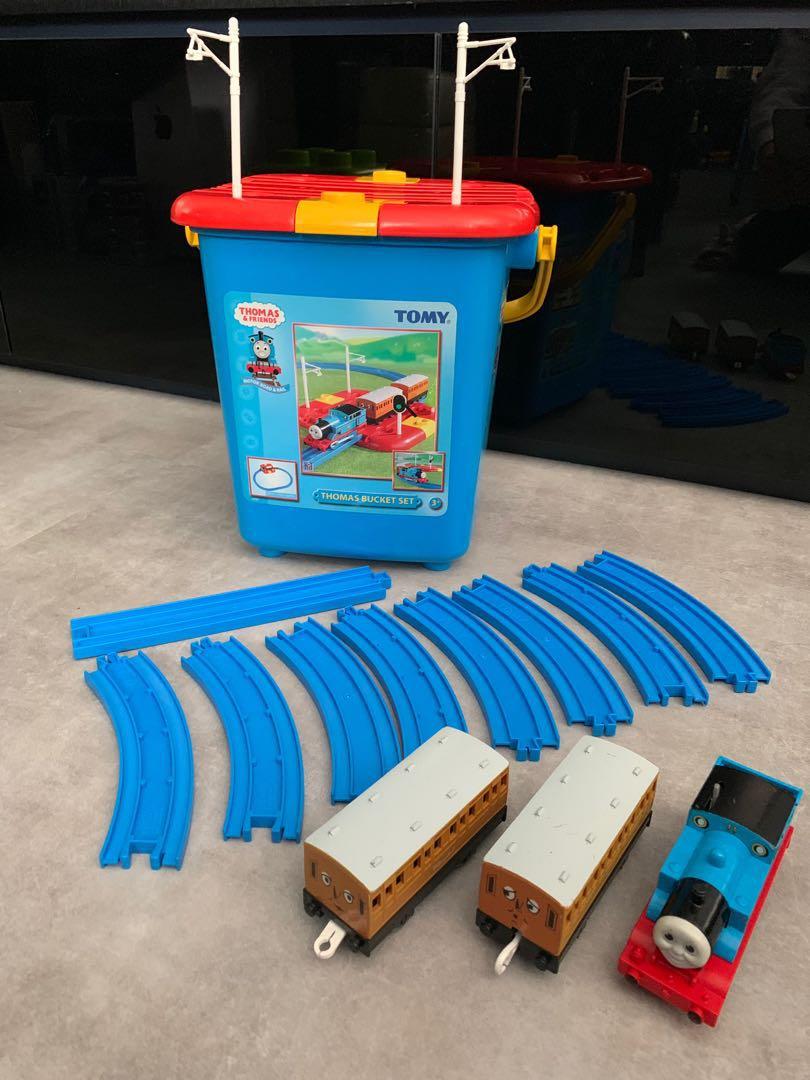 Thomas Bucket Set, 興趣及遊戲, 旅行, 旅遊 - 旅行必需品及用品 - Carousell