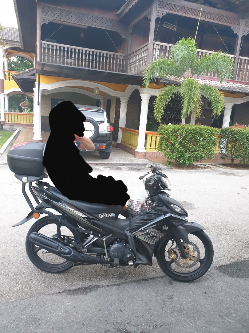 Yamaha Spark 135 Lc v4 full set swap X1R, Motorcycles, Motorcycle ...