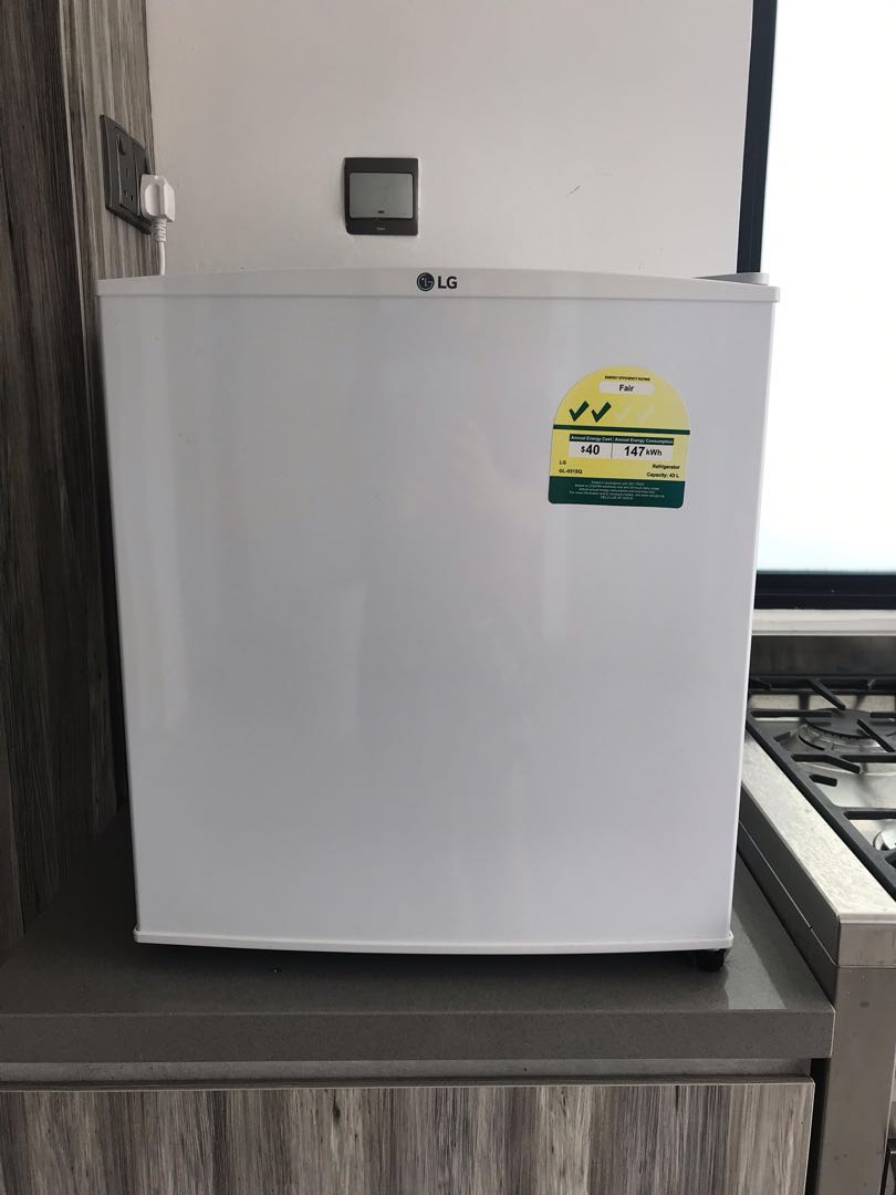 LG Mini Fridge, TV & Home Appliances, Kitchen Appliances, Refrigerators ...