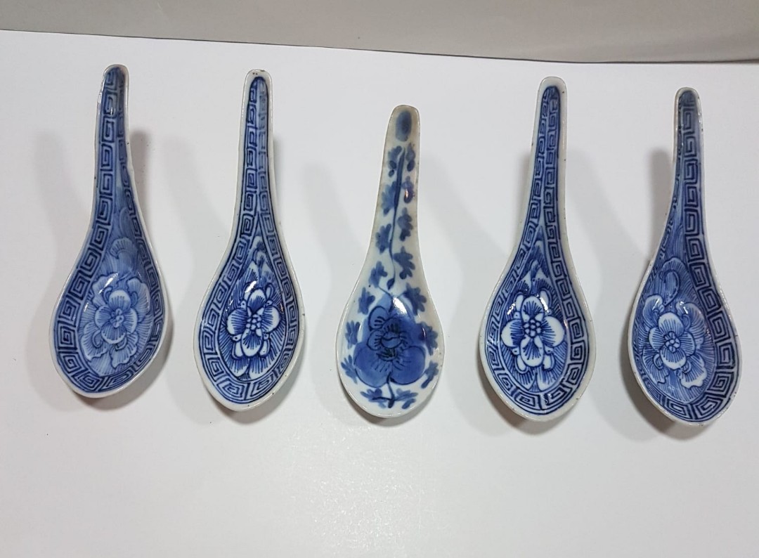 Peranakan blue white spoons, Furniture & Home Living, Kitchenware ...