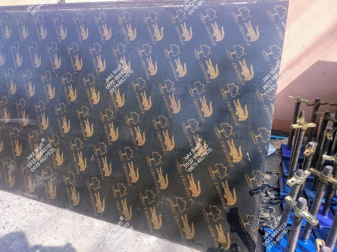 Phenolic Board Crocodile, Everything Else, Others on Carousell