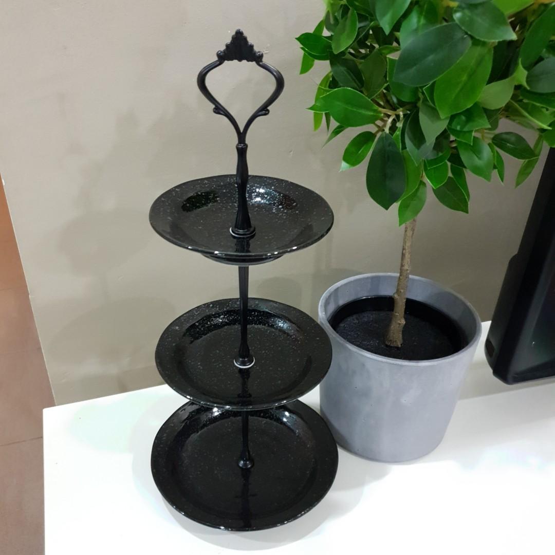 Brand New All Black Classic Gothic 3 Tier Mini Cake Stand, TV & Home ...