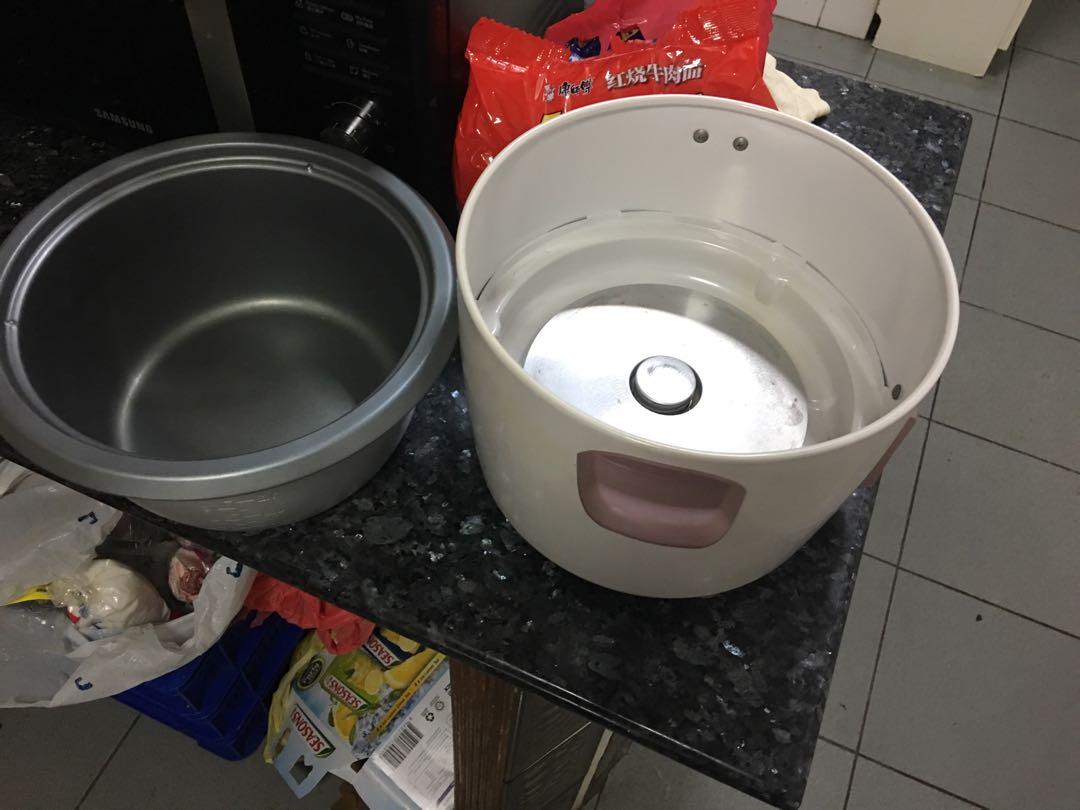 ice cooker, TV & Home Appliances, Kitchen Appliances, Cookers on Carousell