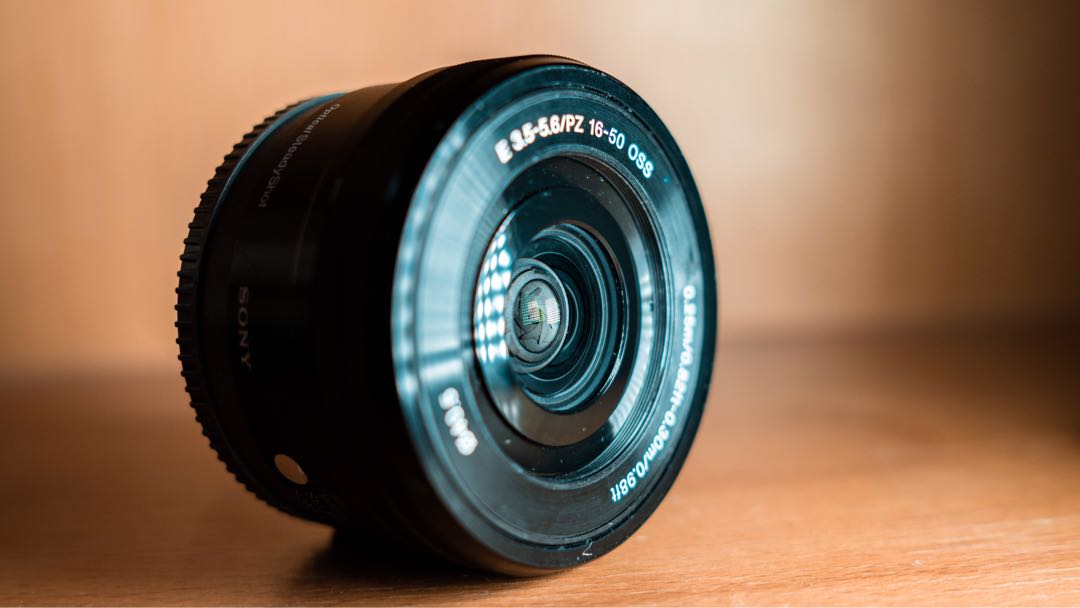 Sony kit lens 16-50mm f3.5-5.6, Photography, Lens & Kits on Carousell