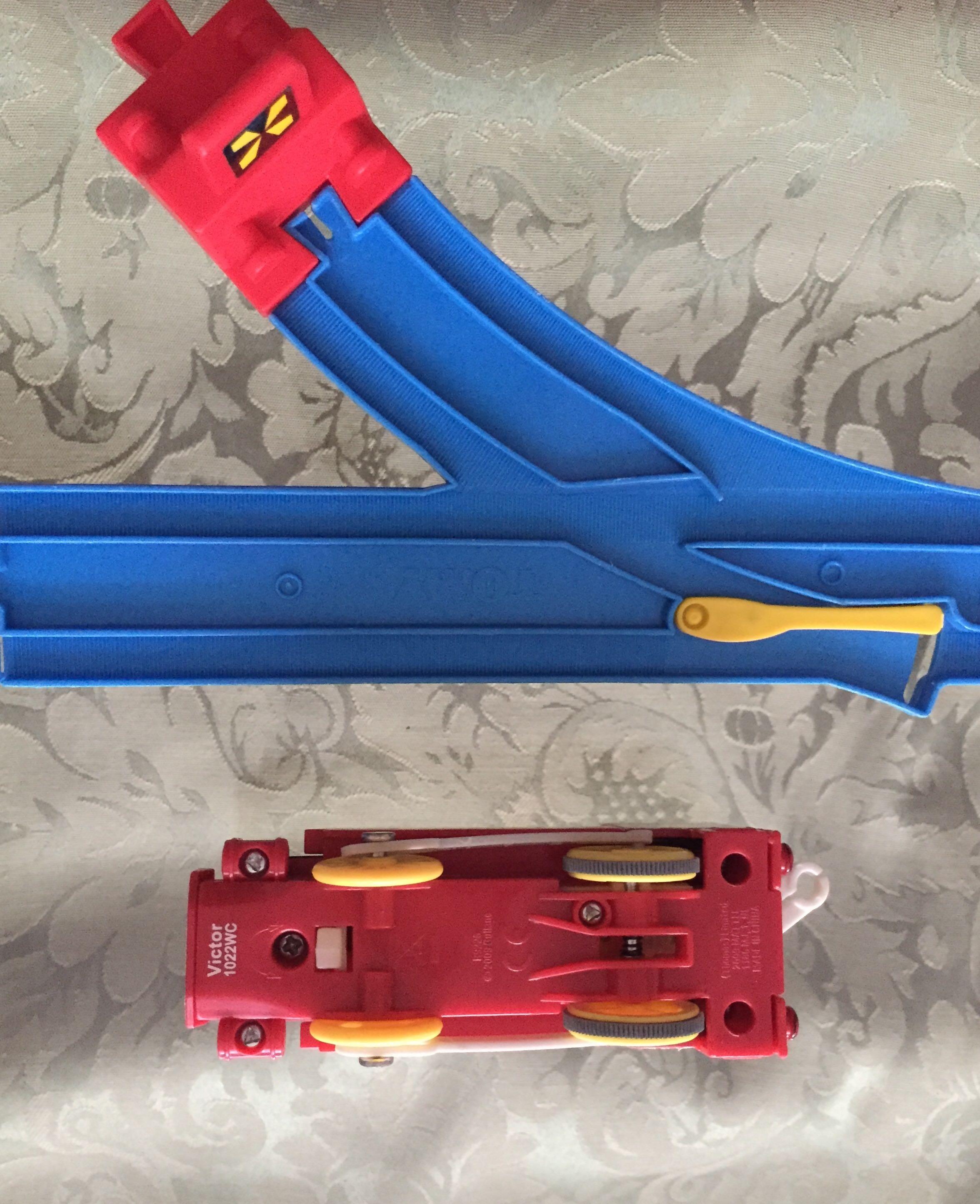 Thomas and friends : Victor Train, Hobbies & Toys, Toys & Games on ...