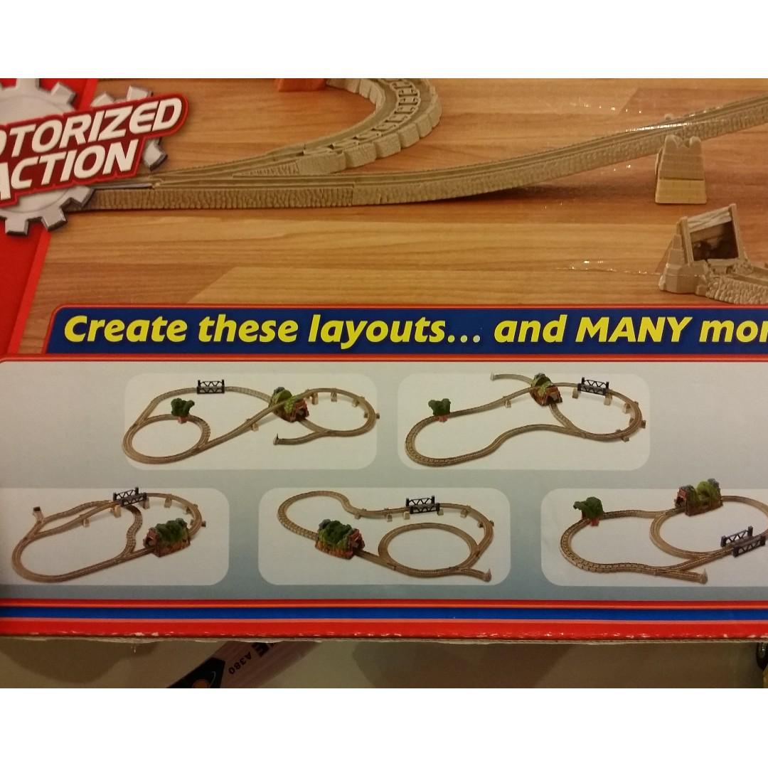 Thomas and Friends Motorized TrackMaster 5-in-1 Great Railway Train Set ...