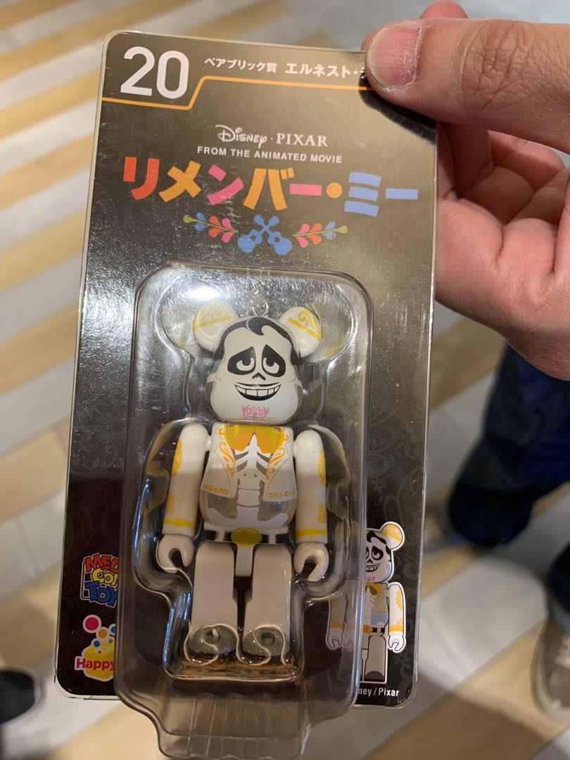 Coco x Bearbrick, 玩具 & 遊戲類, 玩具 - Carousell