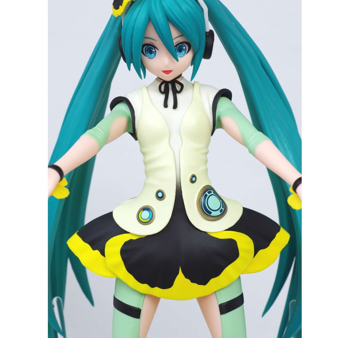 Hatsune Miku Figure : Pansy Costume Version "Super Premium Figure ...