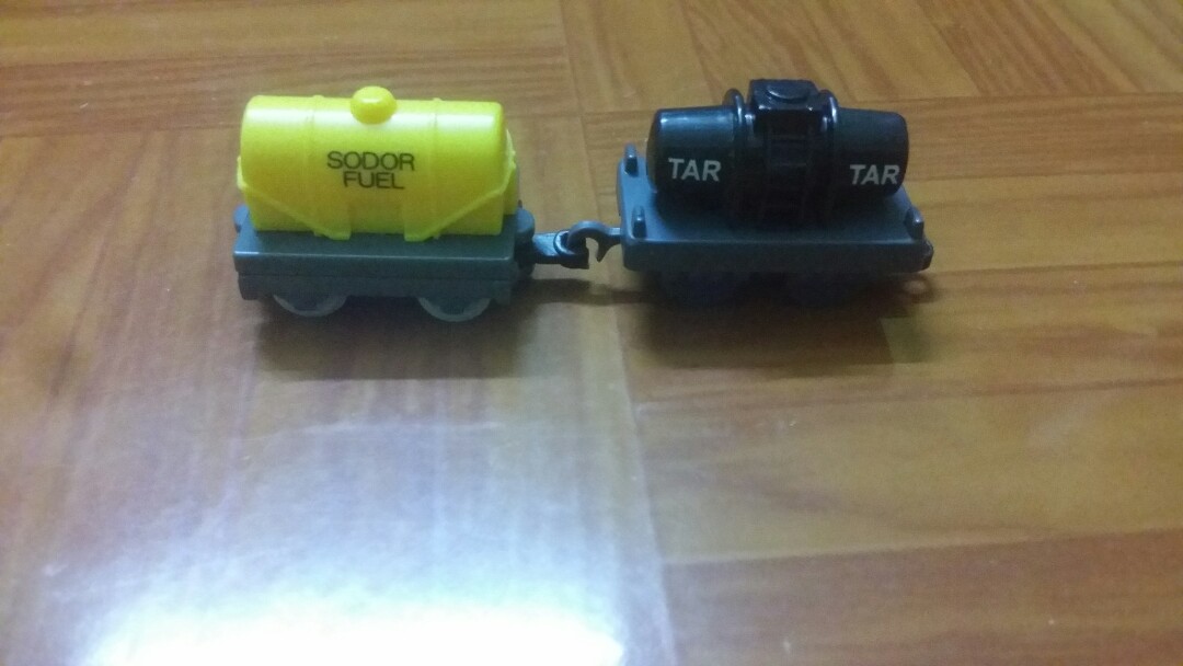 SODOR FUEL & TAR Tank Thomas & Friends, Hobbies & Toys, Toys & Games on ...