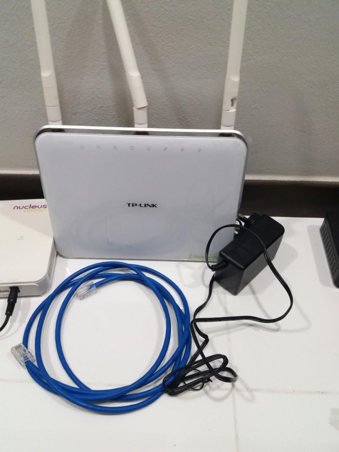 Starhub TP Link router AC1900, Computers & Tech, Parts & Accessories ...