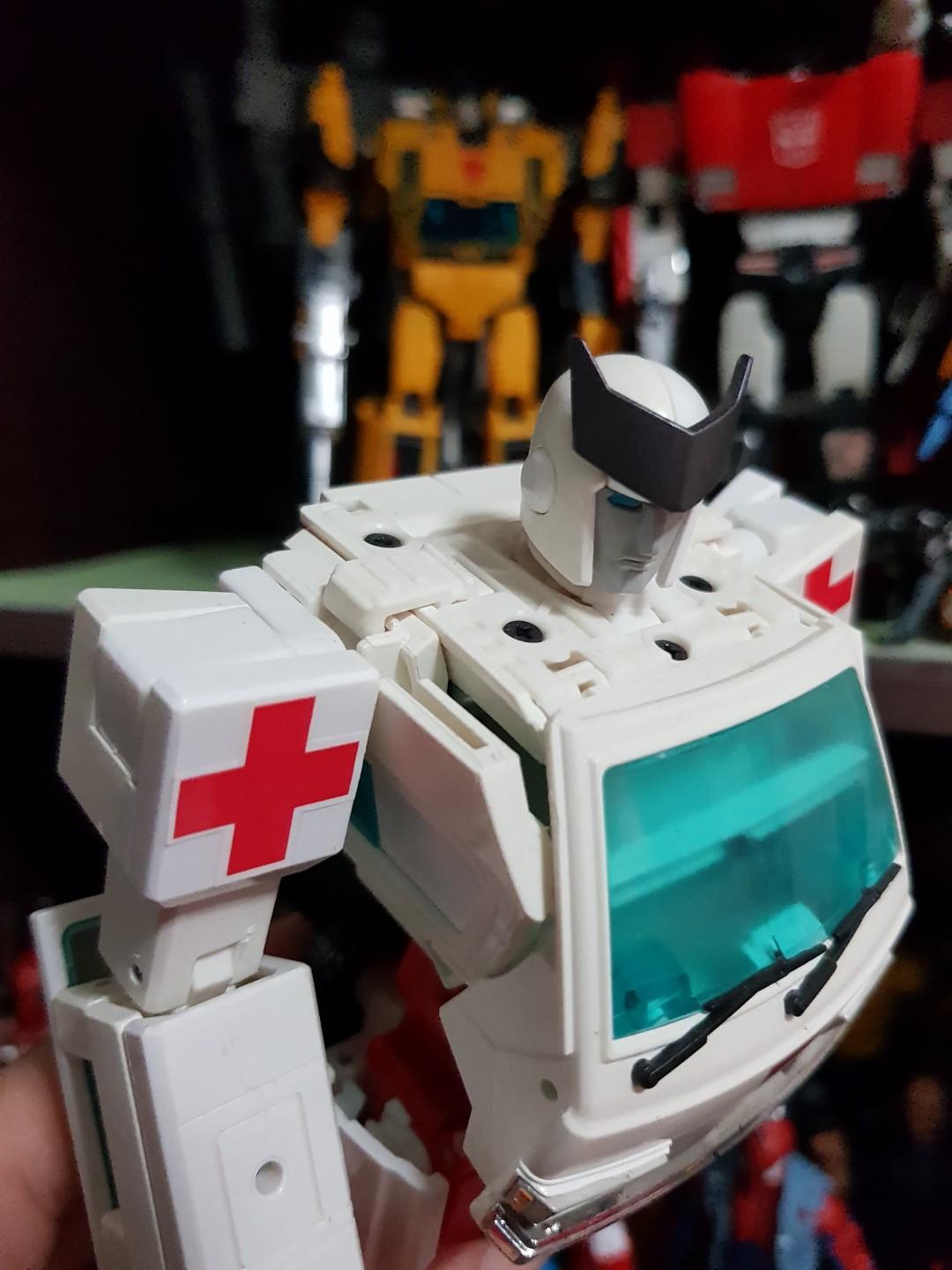 Transformers Masterpiece Collection, Hobbies & Toys, Toys & Games on ...