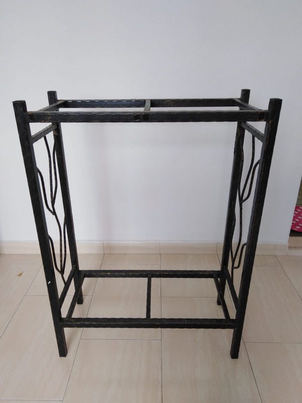 Wrought iron fish tank stand, Pet Supplies, Homes & Other Pet ...