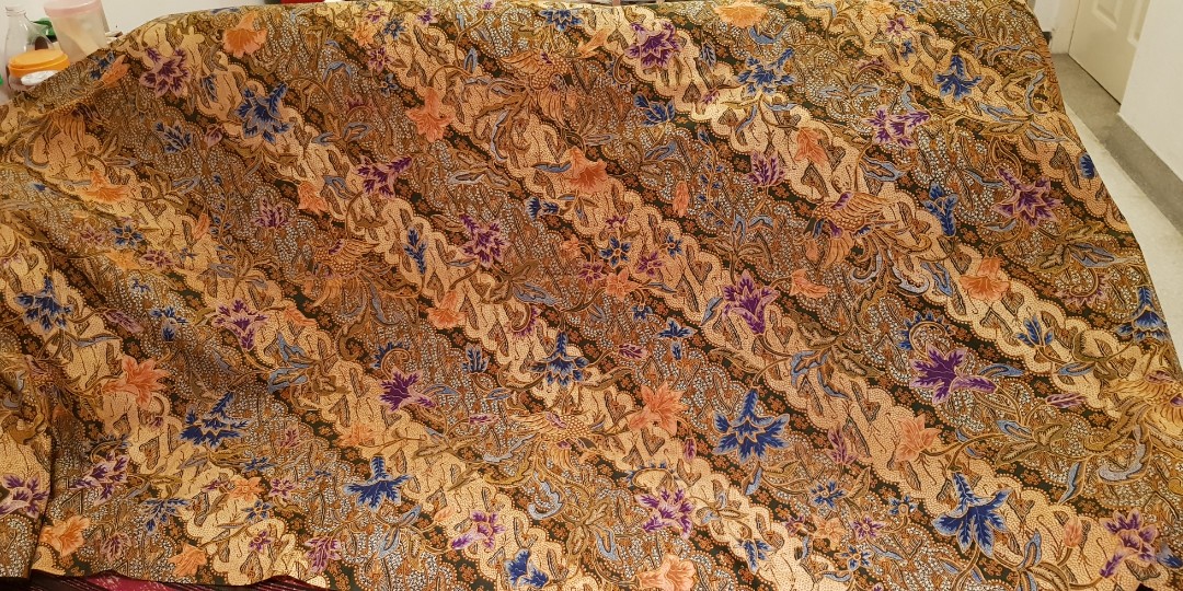 Full hand written batik cloth - diagonal/lereng motif, Women's Fashion ...