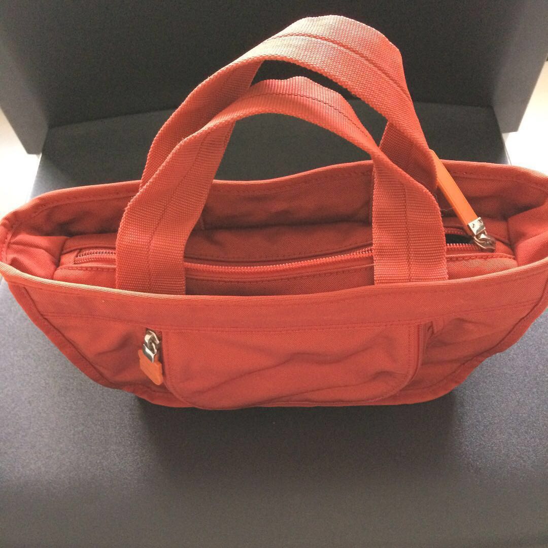 Samsonite hand bag for ladies, Luxury, Bags & Wallets on Carousell