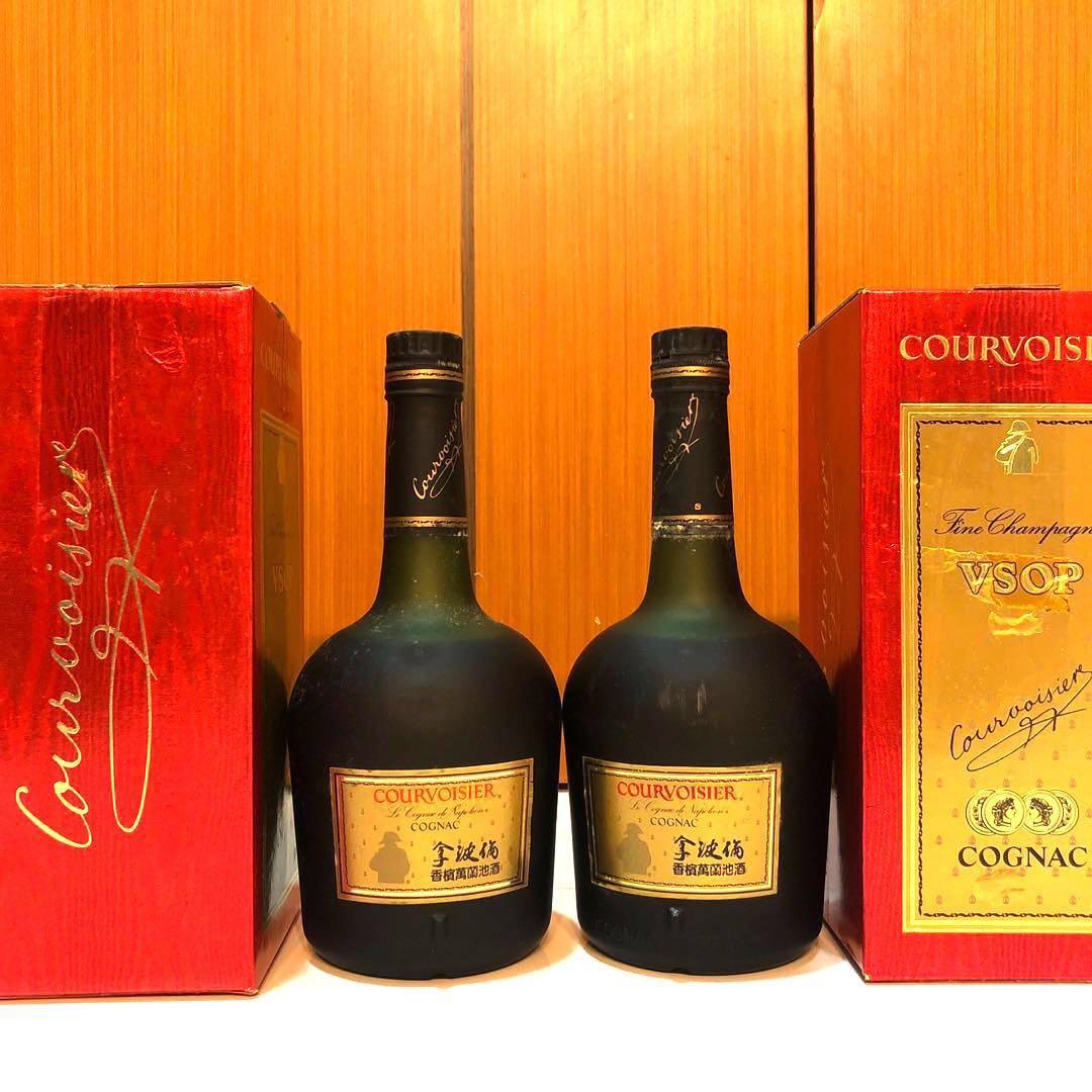 (70s) Courvoisier VSOP Green Bottle w Box 700ml, Food & Drinks, Alcoholic Beverages on Carousell