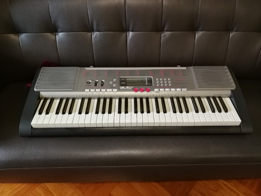 Casio LK-230電子琴, 興趣及遊戲, 音樂、樂器 & 配件, 樂器 - Carousell