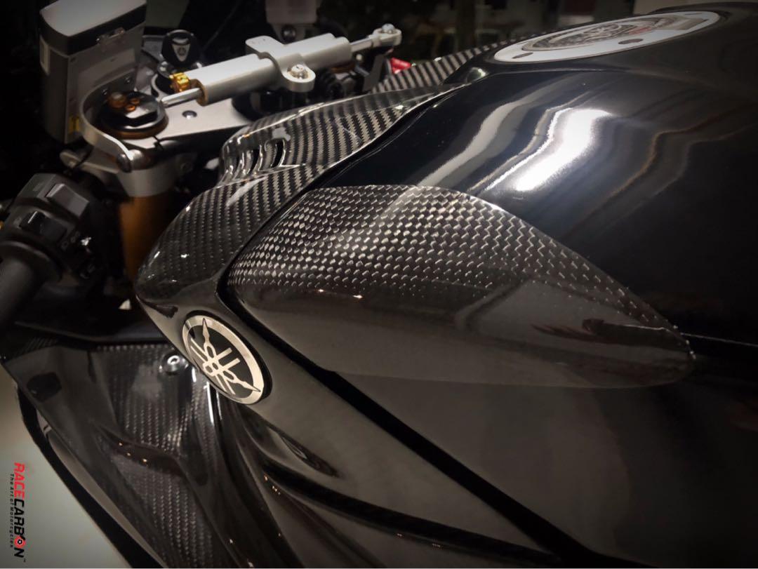 Strauss Carbon Tank and Tail Carbon Fibre Sliders - Yamaha R6’ 2017 ...
