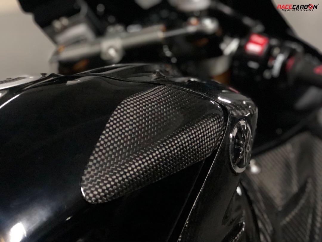Strauss Carbon Tank and Tail Carbon Fibre Sliders - Yamaha R6’ 2017 ...
